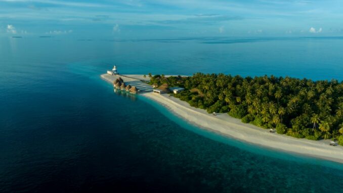 The Best Luxury Resorts in Raa Atoll - Maldives Paradise